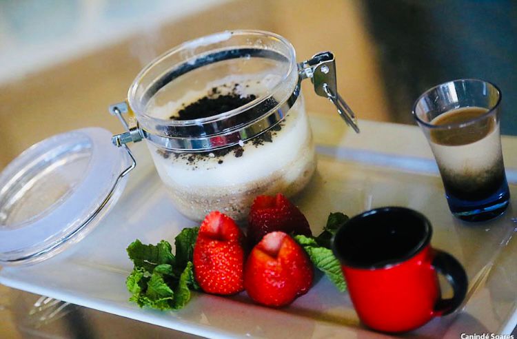 POTE DE AFETO – Hilneth Correia